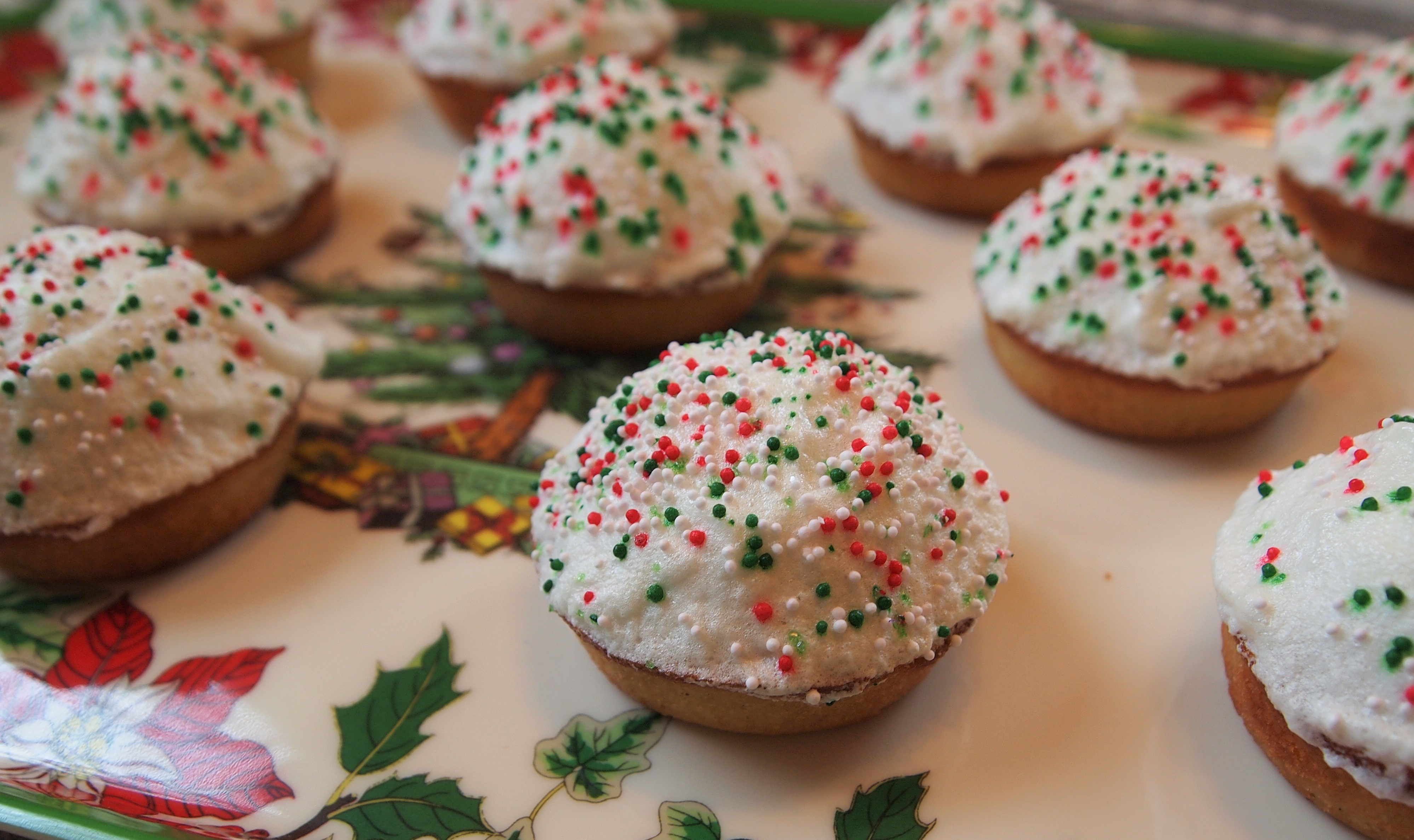 Queen Cakes – History in the Making